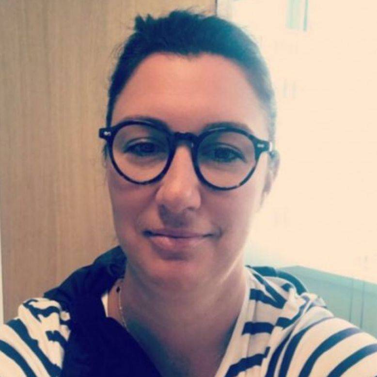 Laura Cerny sur Gens de Confiance