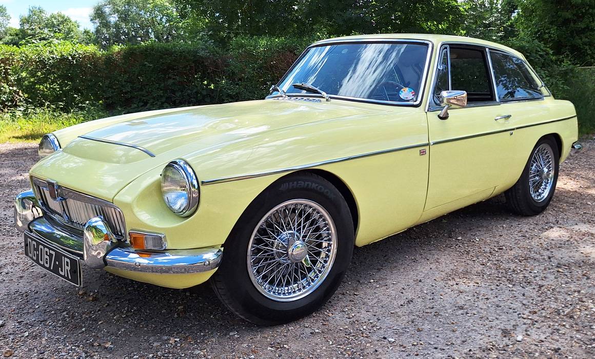 MG C GT de 1968 sur Gens de Confiance