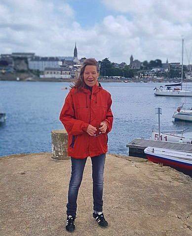 Emmanuelle Binet Pro Profile - Gens de Confiance