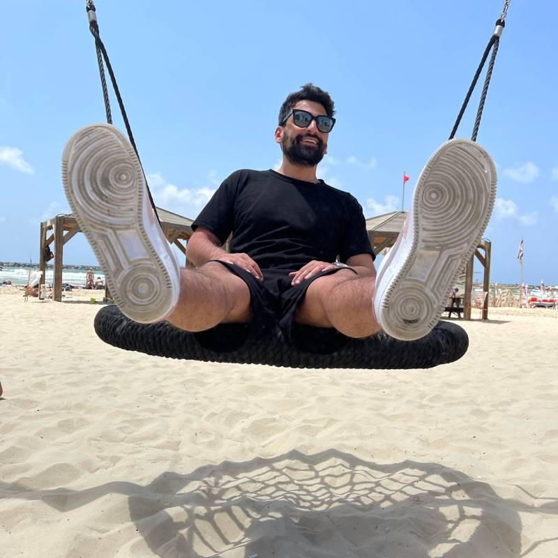 Ilan Sebag Pro Profile - Gens de Confiance