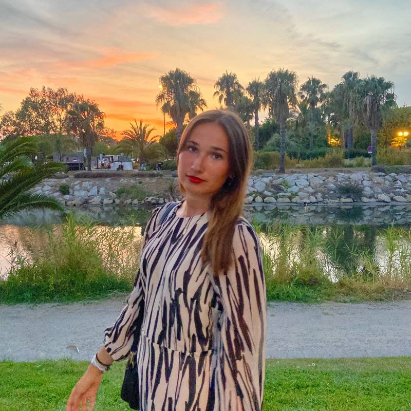 Alice Avril Pro Profile - Gens de Confiance