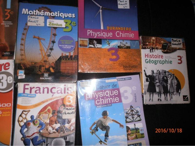 A vendre livres scolaire tous les âges et niveaux on Gens de Confiance