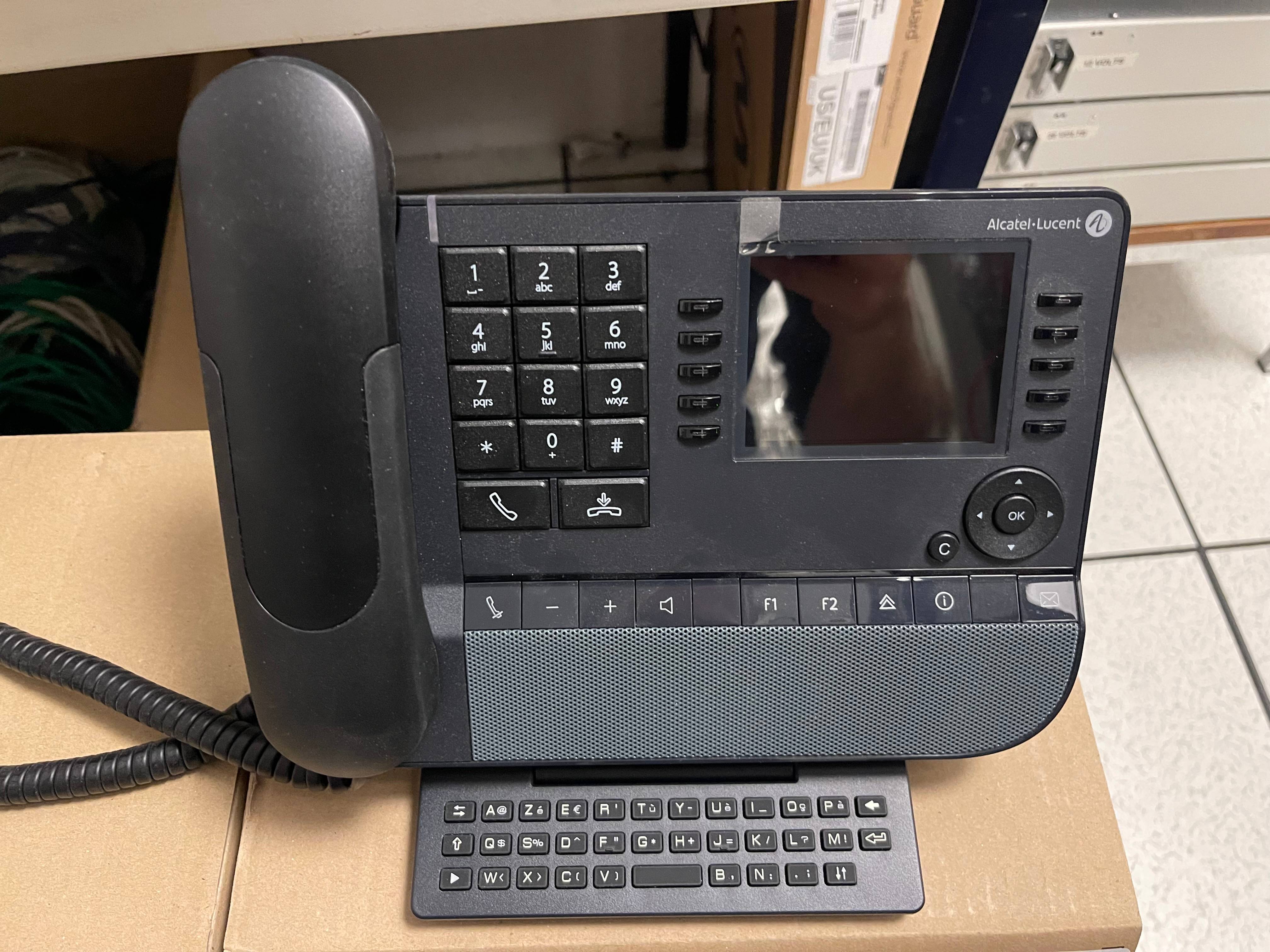 Alcatel-Lucent 8058S x12 sur Gens de Confiance