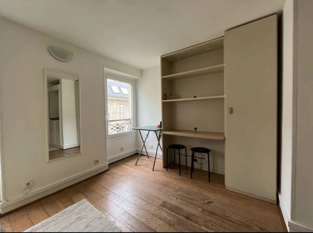 Loue Appartement 15m², proximité des Champs-Elysées - Paris 8ème on ...