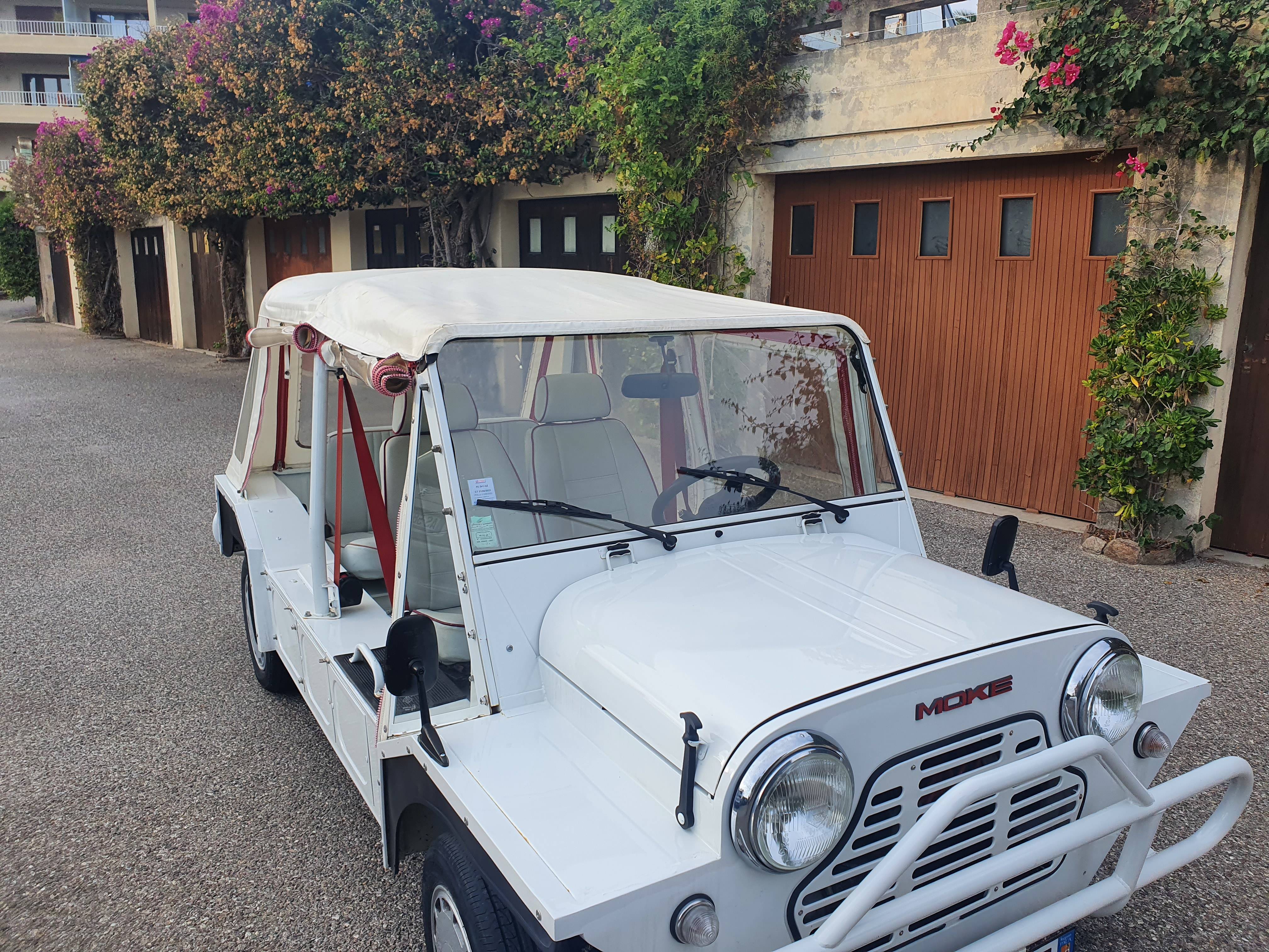 Austin mini moke blanche d’occasion sur Gens de Confiance