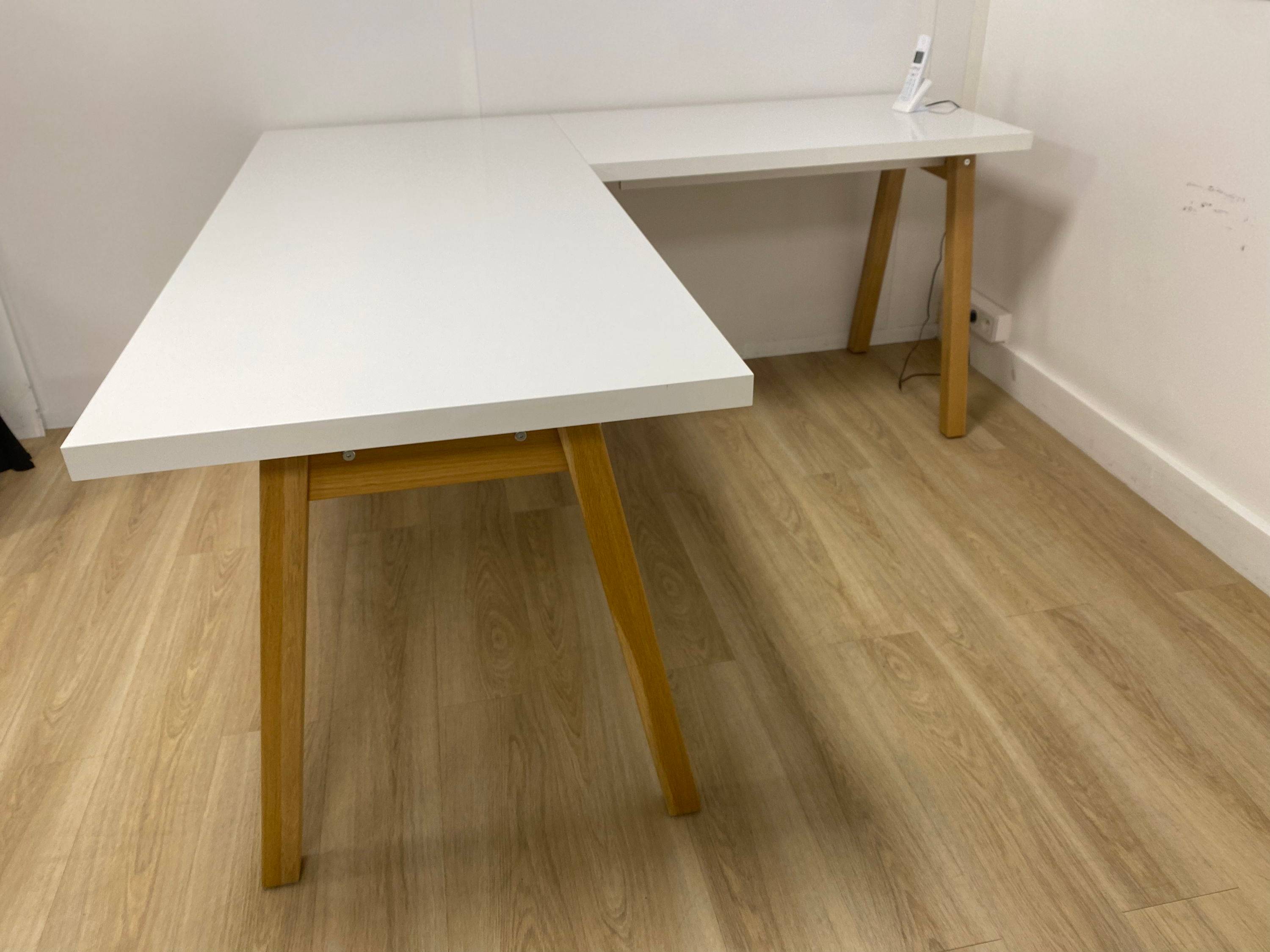 Bureau D Angle Alinea