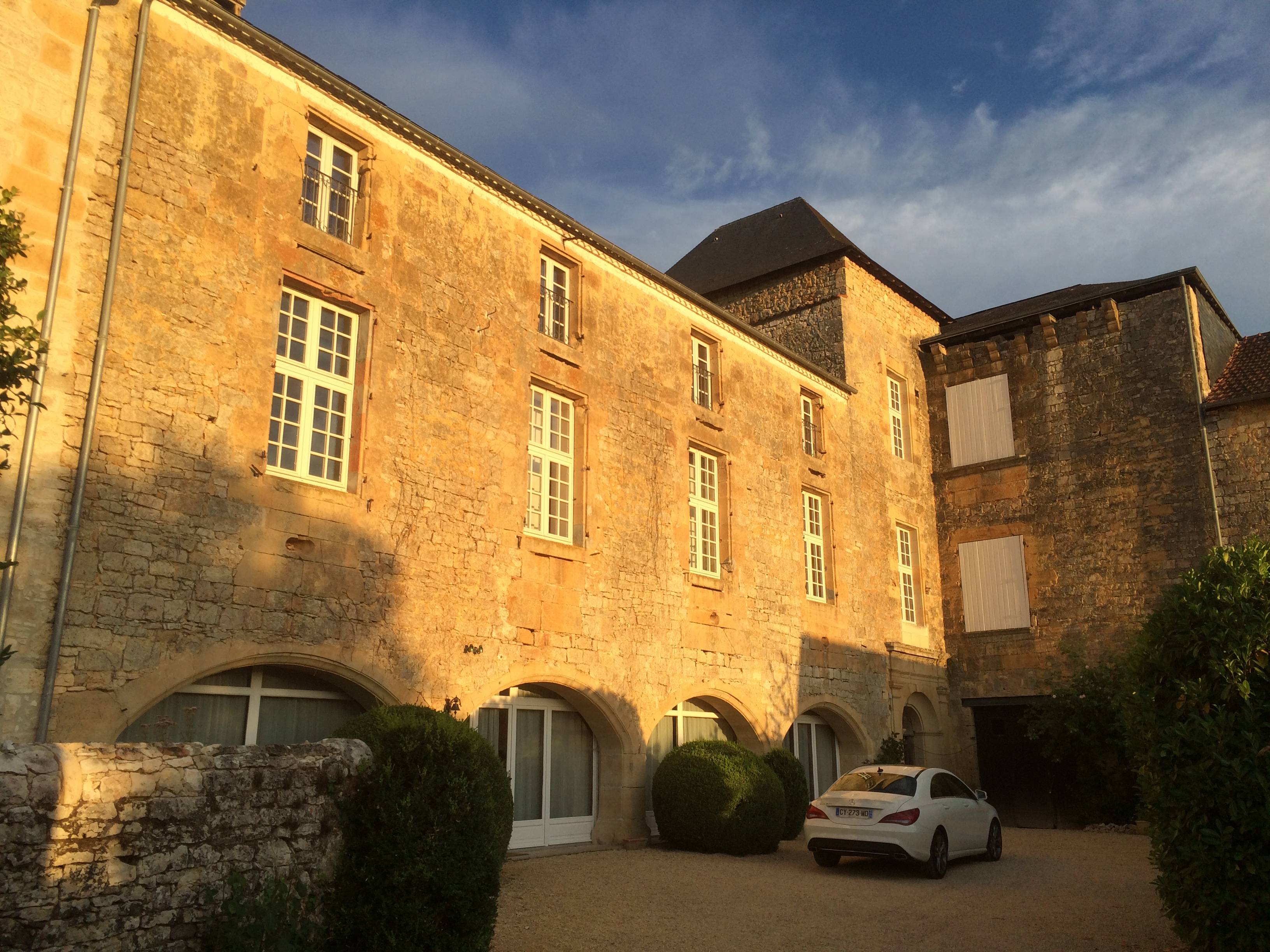 Vends Château médiéval Périgord - 7 chambres, 500m², Sainte-Orse (24 ...