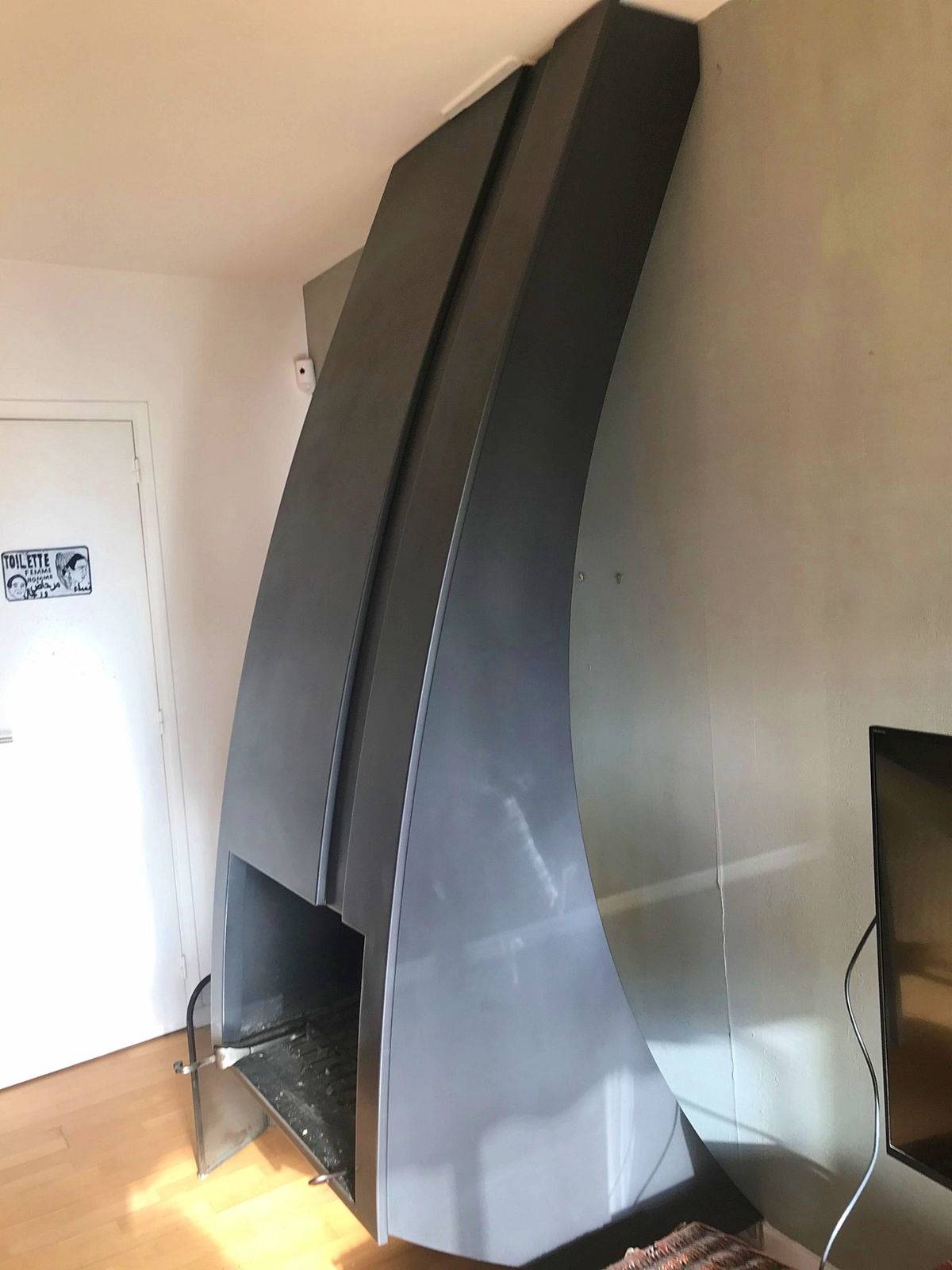 Cheminée design métal JC Bordelet on Gens de Confiance