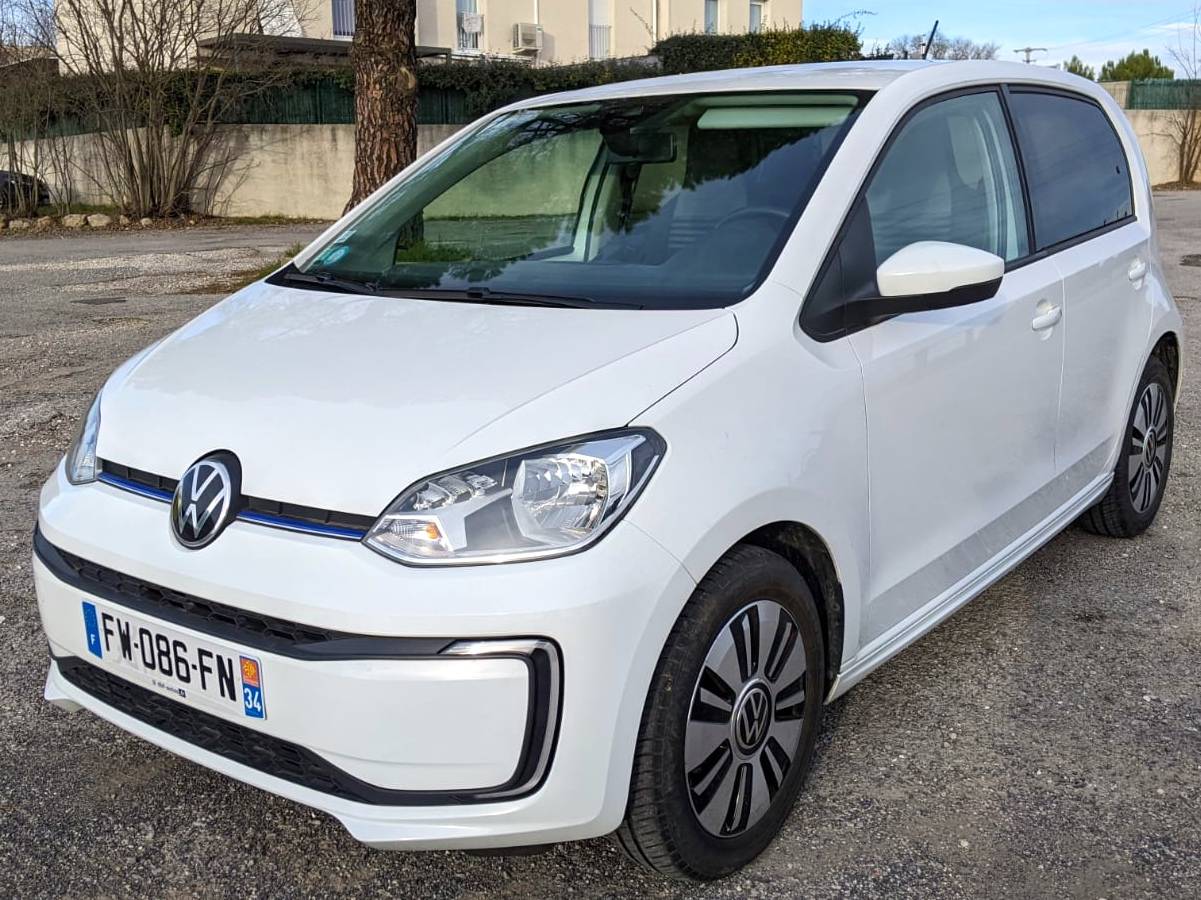 Vends Volkswagen E-Up, 2020, 16800km sur Gens de Confiance