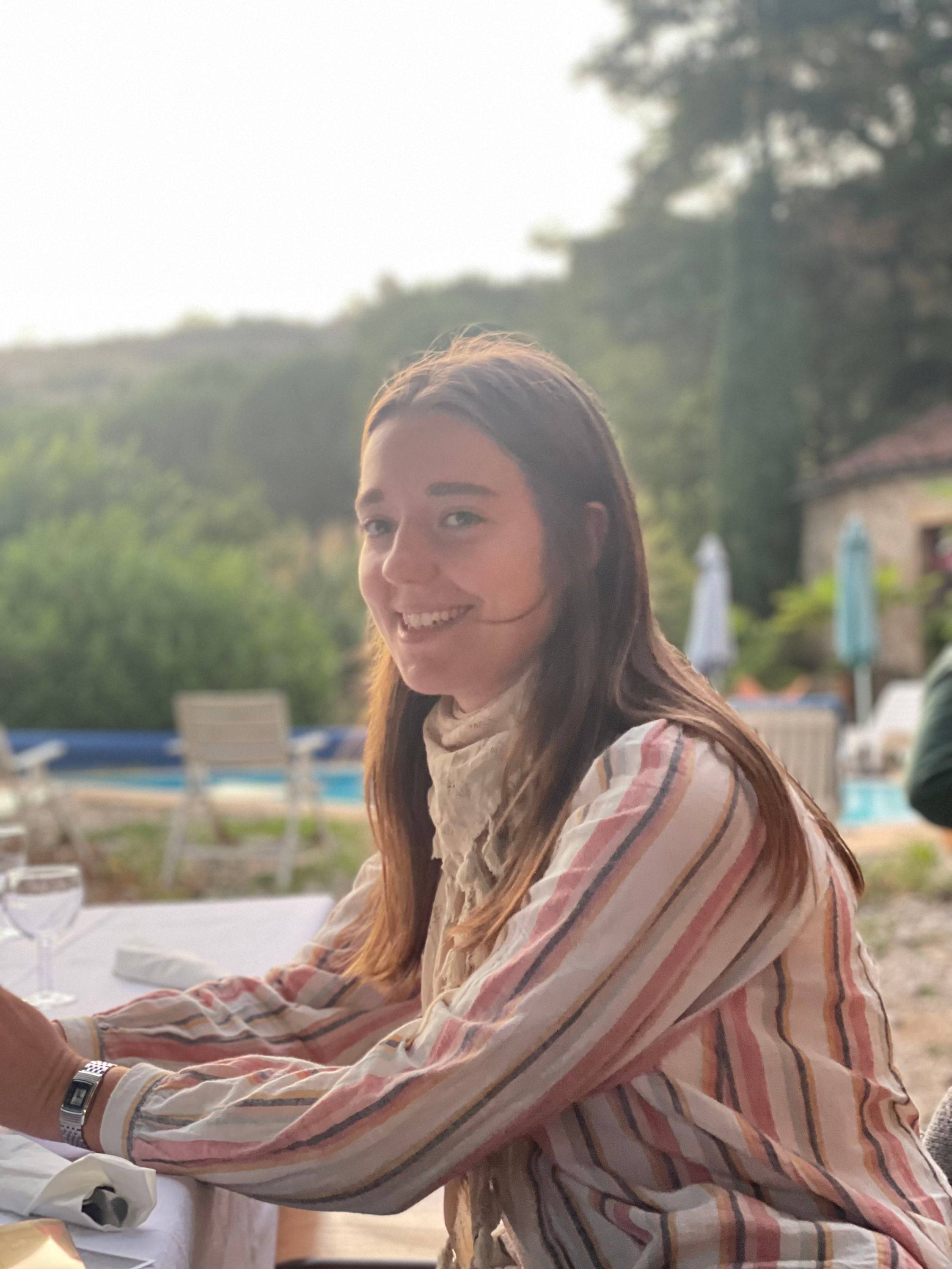 Aide aux devoirs sur Gens de Confiance