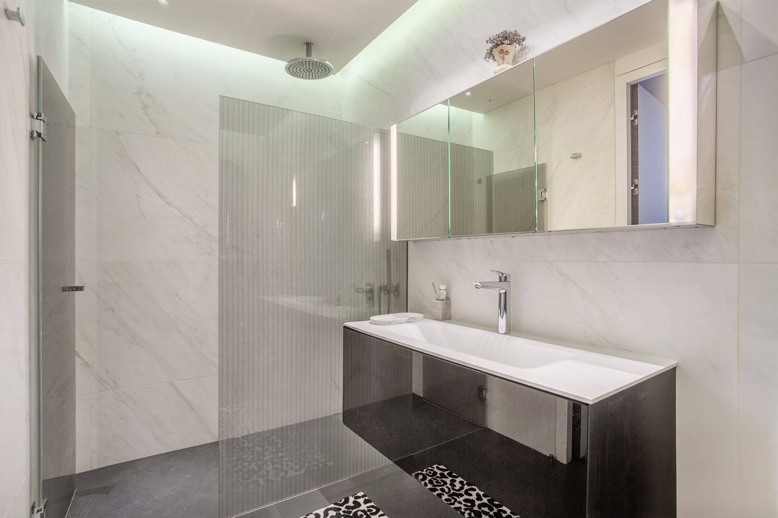 Gros-Cailloux / Quai de Seine sur Gens de Confiance