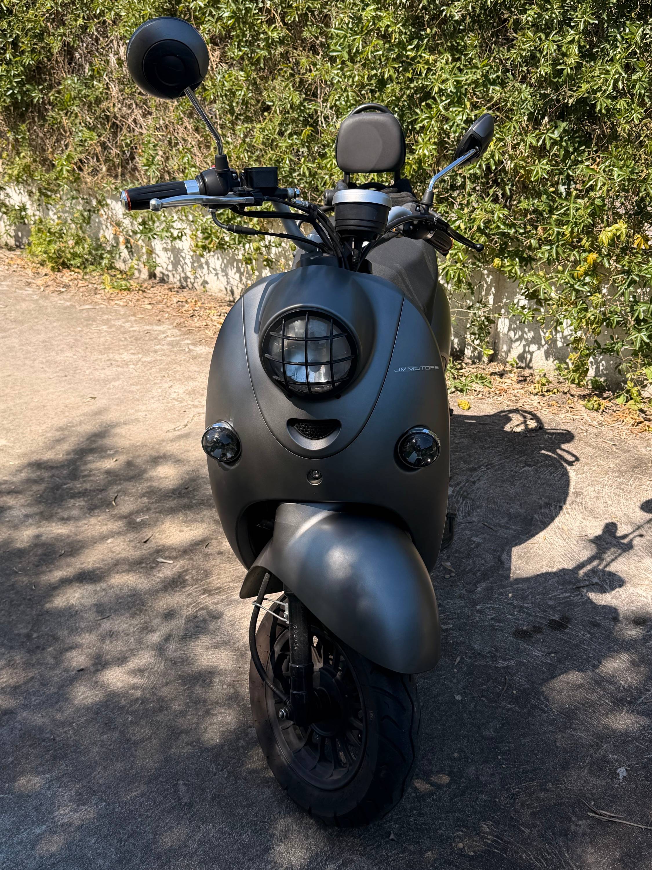 Scooter JM Motors MIA 50 cc on Gens de Confiance