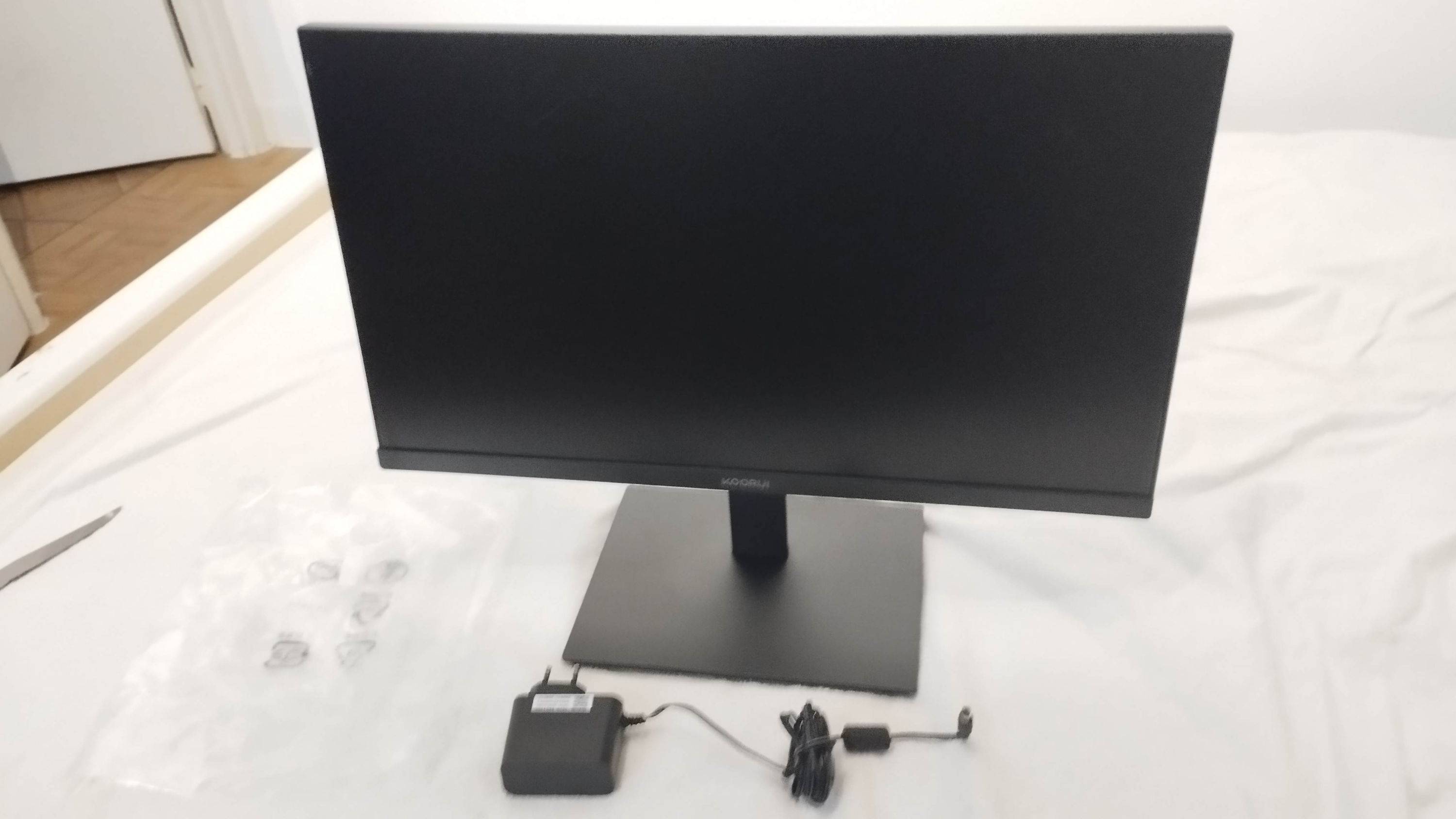 Vends écran PC Koorui 22" FHD 100Hz en parfait état, port HDMI 1.4, VGA ...