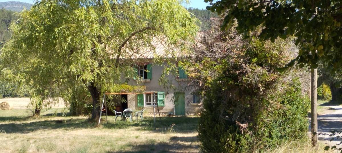 Vends maison rénovée avec terrain - 260m² - Drôme provençale non loin ...