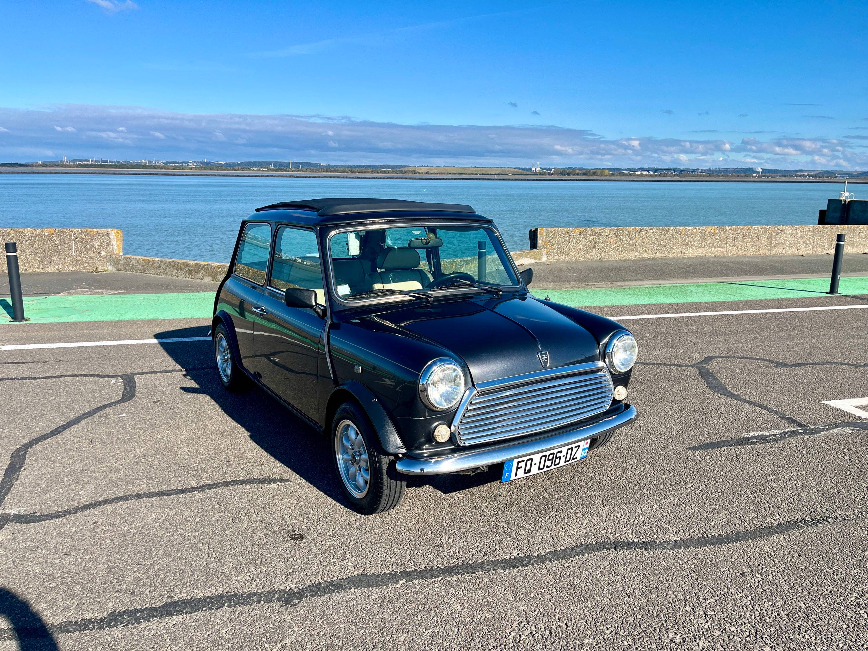 Austin Mini 35th Anniversary - 1994 sur Gens de Confiance