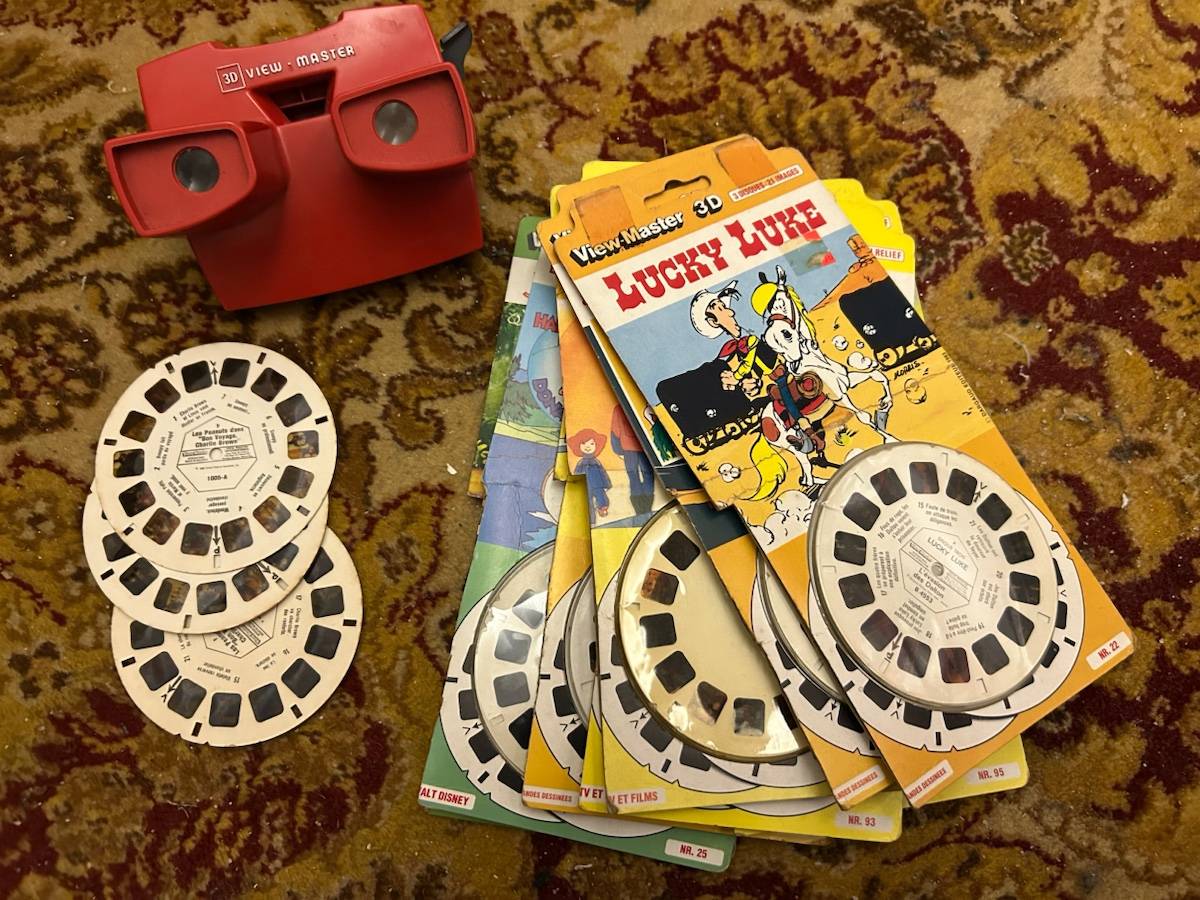 View-Master 3D vintage + disques neufs sous blister (Disney, Lucky Luke ...