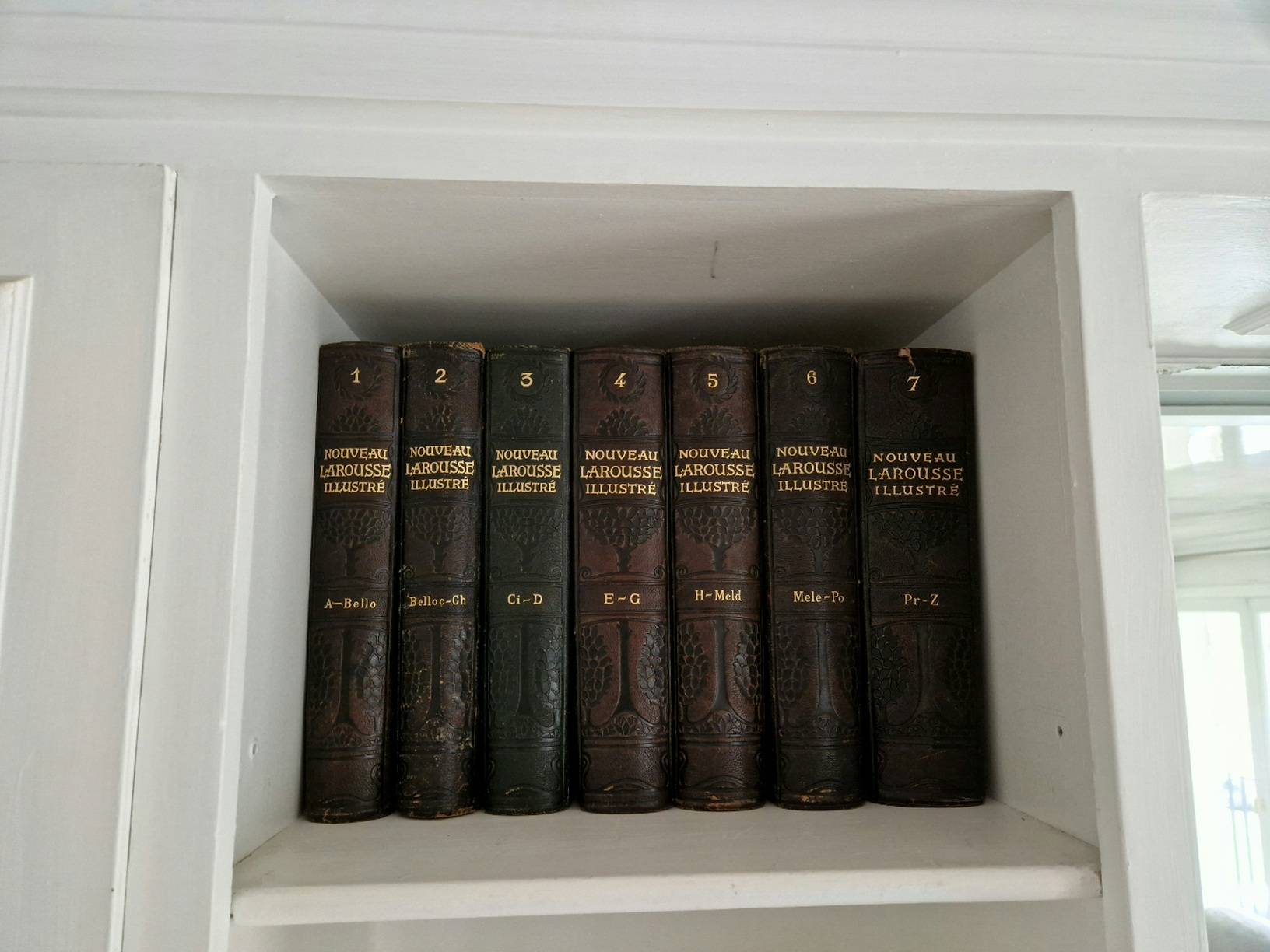 Vends Collection complète Larousse Universel (8 vol plus supplément) on ...