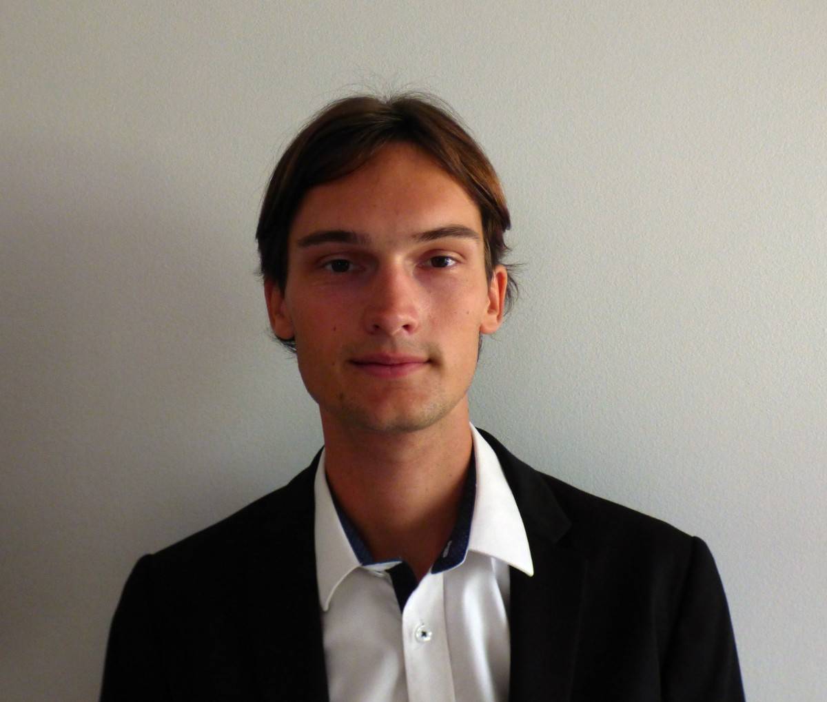 Propose Cours de mathématiques/physiques sur Gens de Confiance