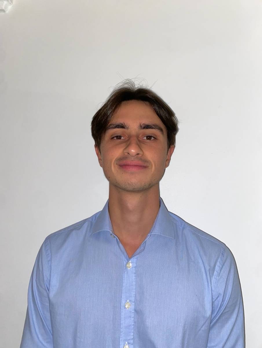 Cours de mathematiques proposés par un étudiant en Master Finance à Dauphine on Gens de Confiance