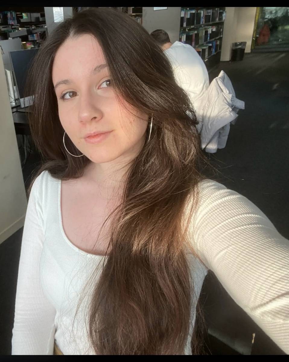 Cours particuliers de maths / physique / chimie à Paris / Vanves sur Gens de Confiance