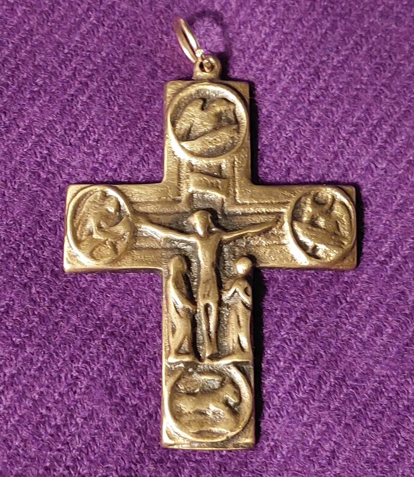 Crucifix Croix Pectorale Bronze d’art ? Moulage au sable à l’ancienne ...