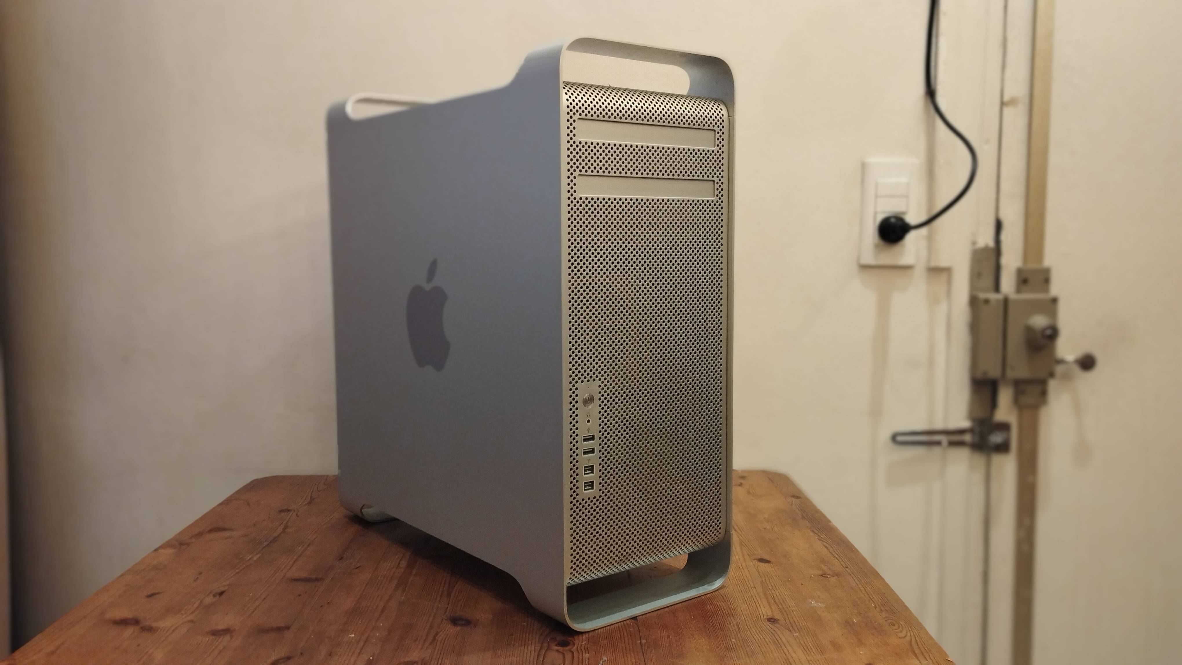 Mac Pro 5.1 SSD on Gens de Confiance