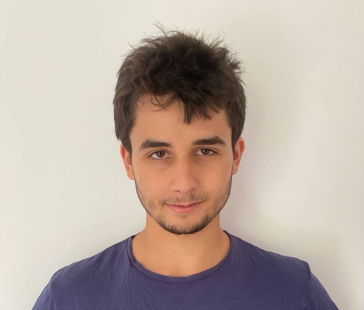 Étudiant en Master de mathématiques donne cours particuliers on Gens de Confiance