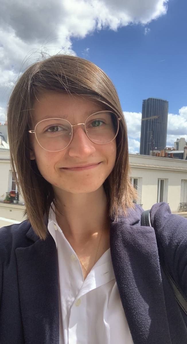 Étudiante à l’EMLyon, certifiée C1, propose des cours tous niveaux pour ...