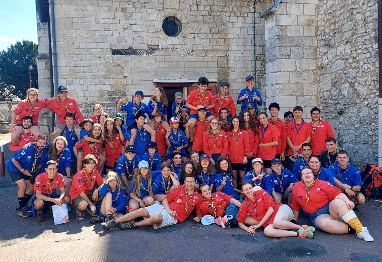 Groupe SGDF Londres(UK) recherches cheftaines et chefs pour l’annee 2022/2023 on Gens de Confiance