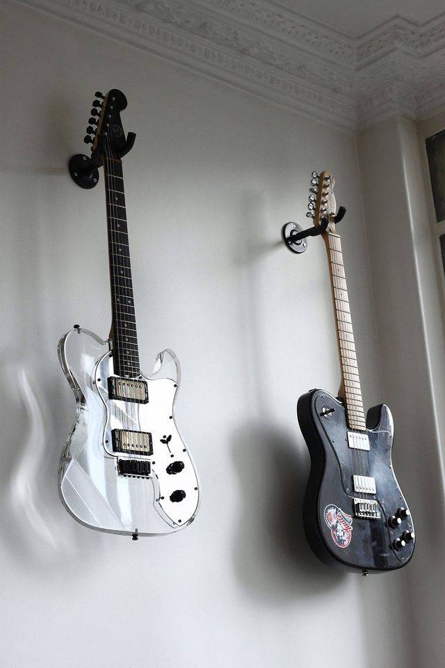 Guitare Électrique Telecaster Acrylic Glass Fender by Devils Guitars ...