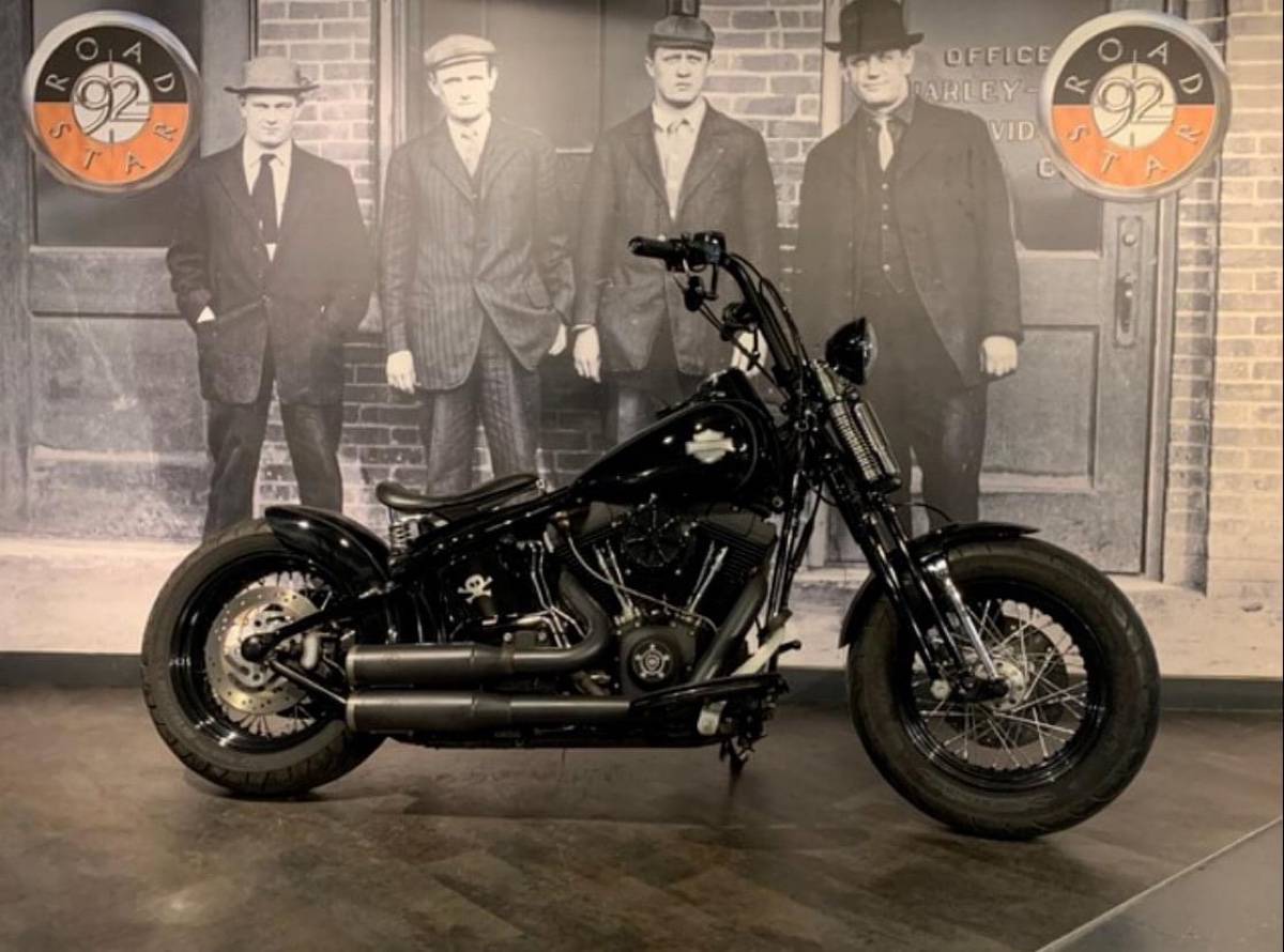 Harley davidson cross bones- 40 000 km · 2010 on Gens de Confiance