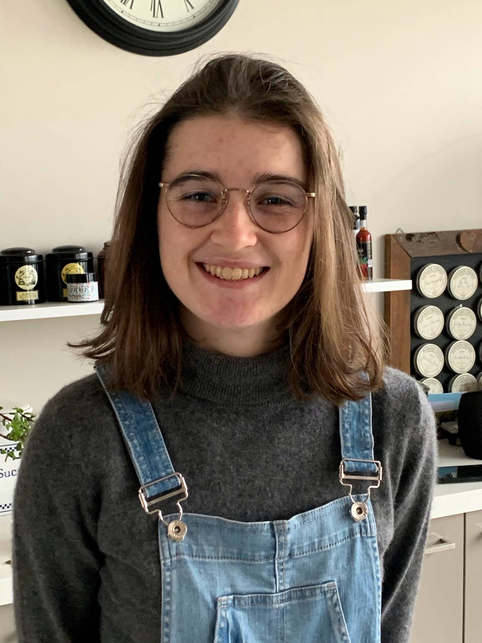 Isaure, 20 ans, propose des babysittings ! on Gens de Confiance