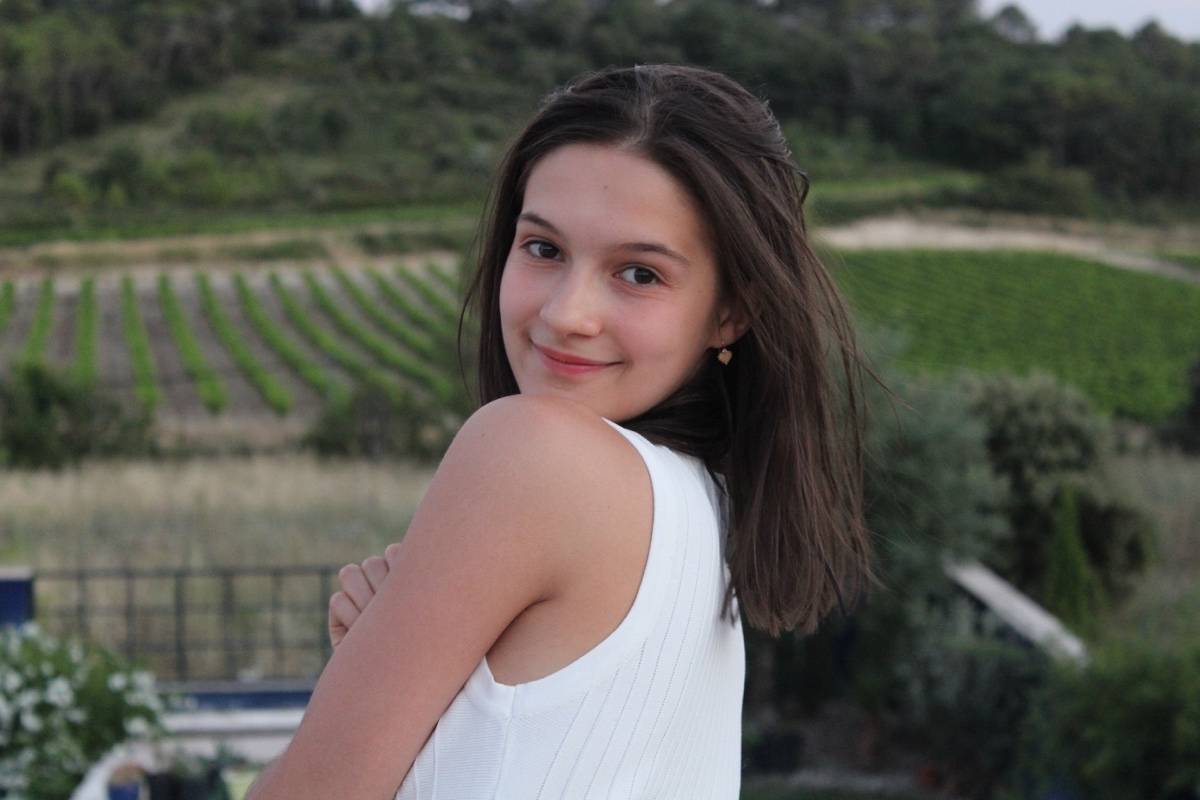 Jeune fille de 16ans, propose baby-sitting ponctuel dans Paris sur Gens ...