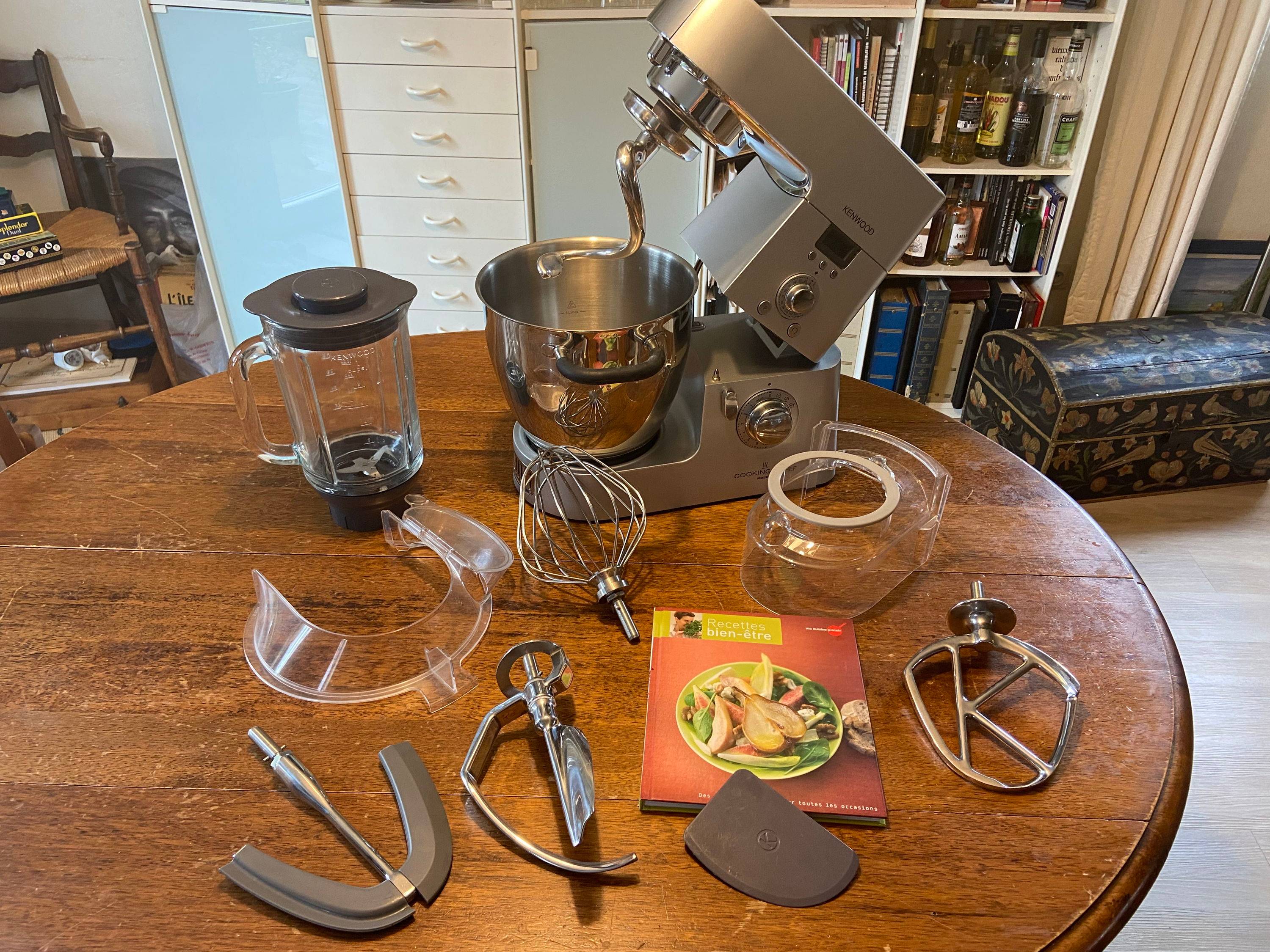 Kenwood Cooking Chef Major on Gens de Confiance