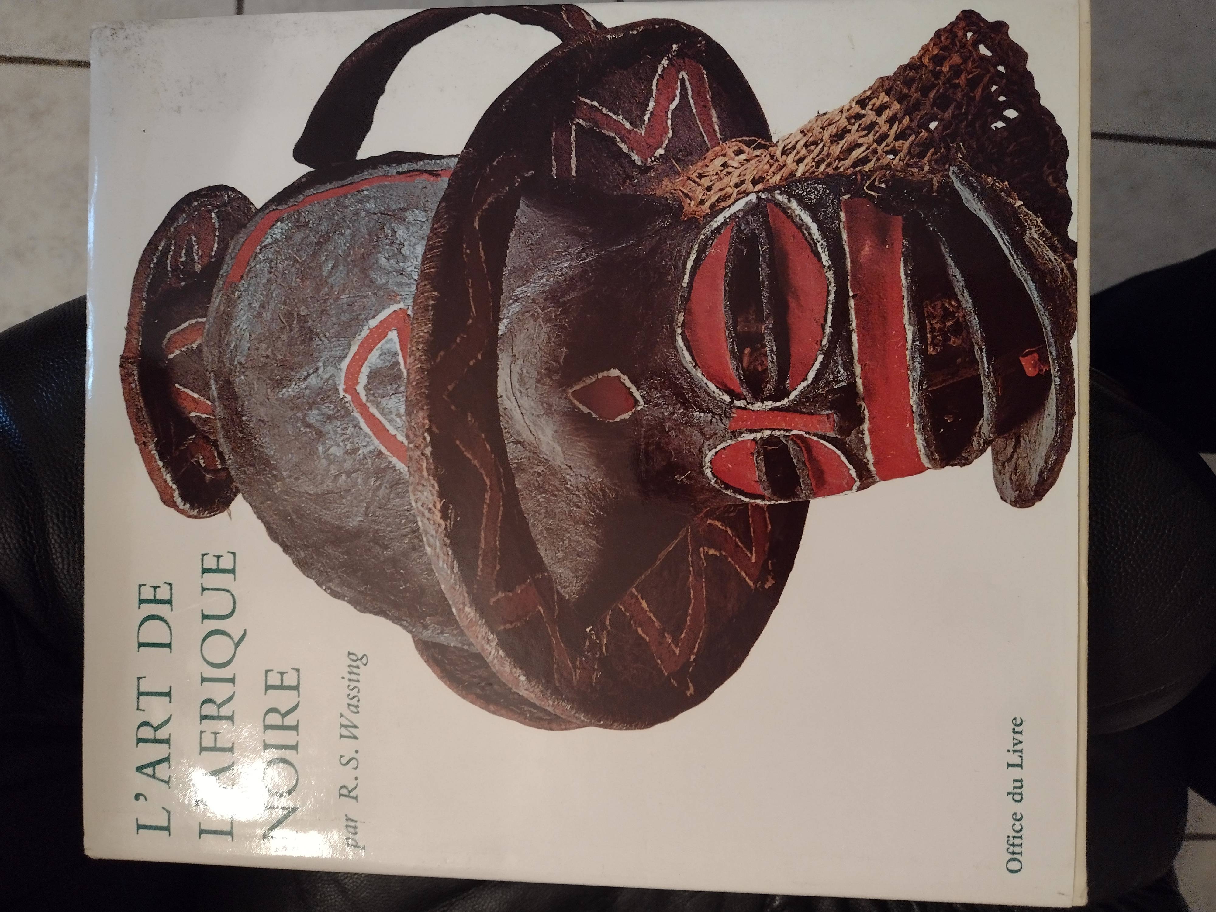 Livre l’art de l’Afrique noire sur Gens de Confiance