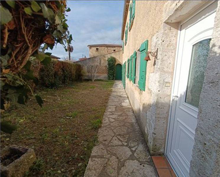 Loue Maison en pierre à Valence sur Baïse Gers - 2 chambres, 110m² sur ...