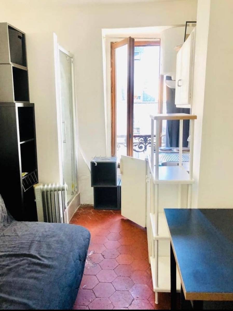 Loue Studio Paris 8ème quartier Saint Augustin, dispo Janvier/Février 2024 - 1 chambre, 10m² on ...