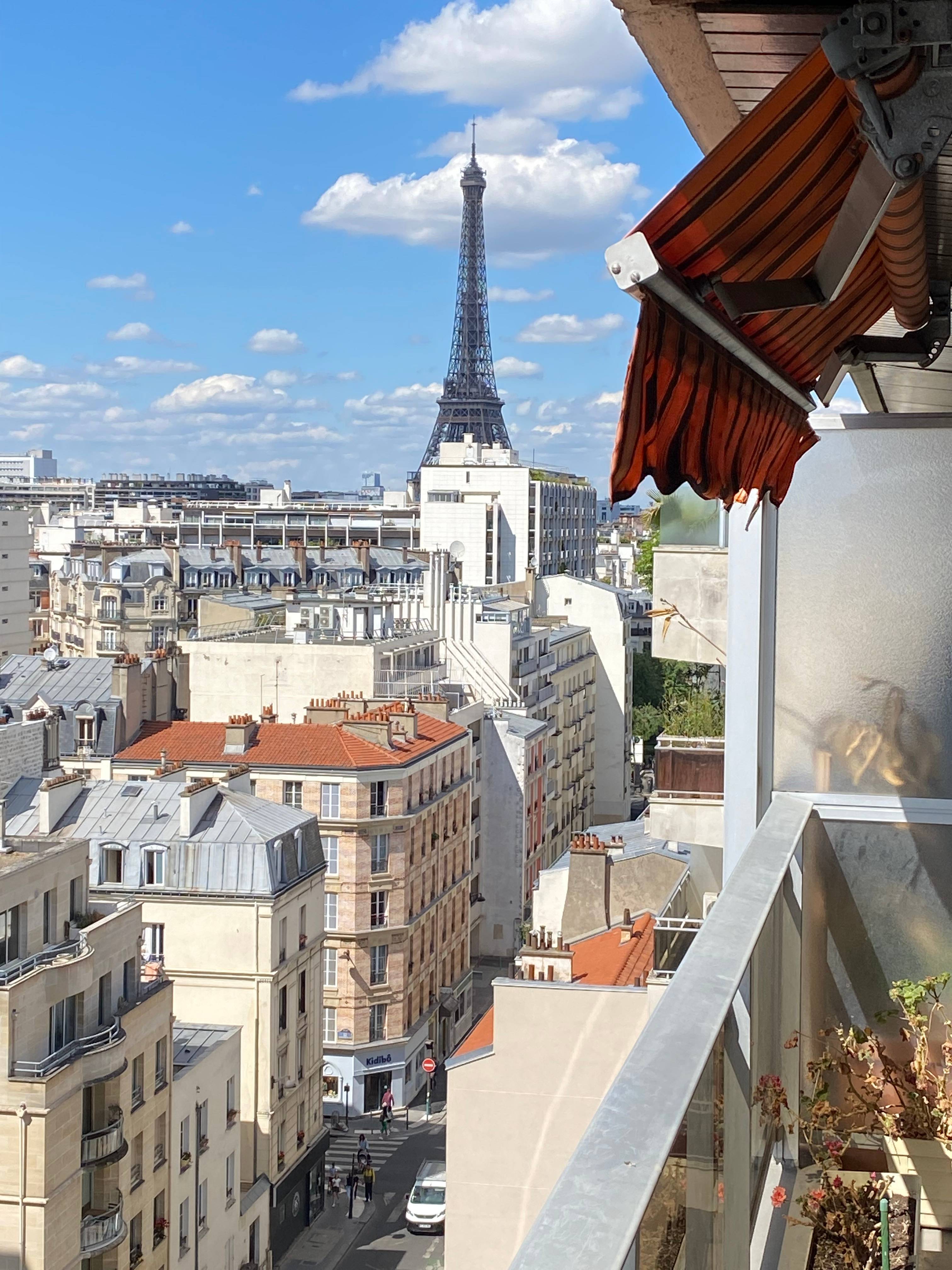 Vends Lumineux T2 avec Balcon et Box - 46m², Paris 15ème on Gens de ...
