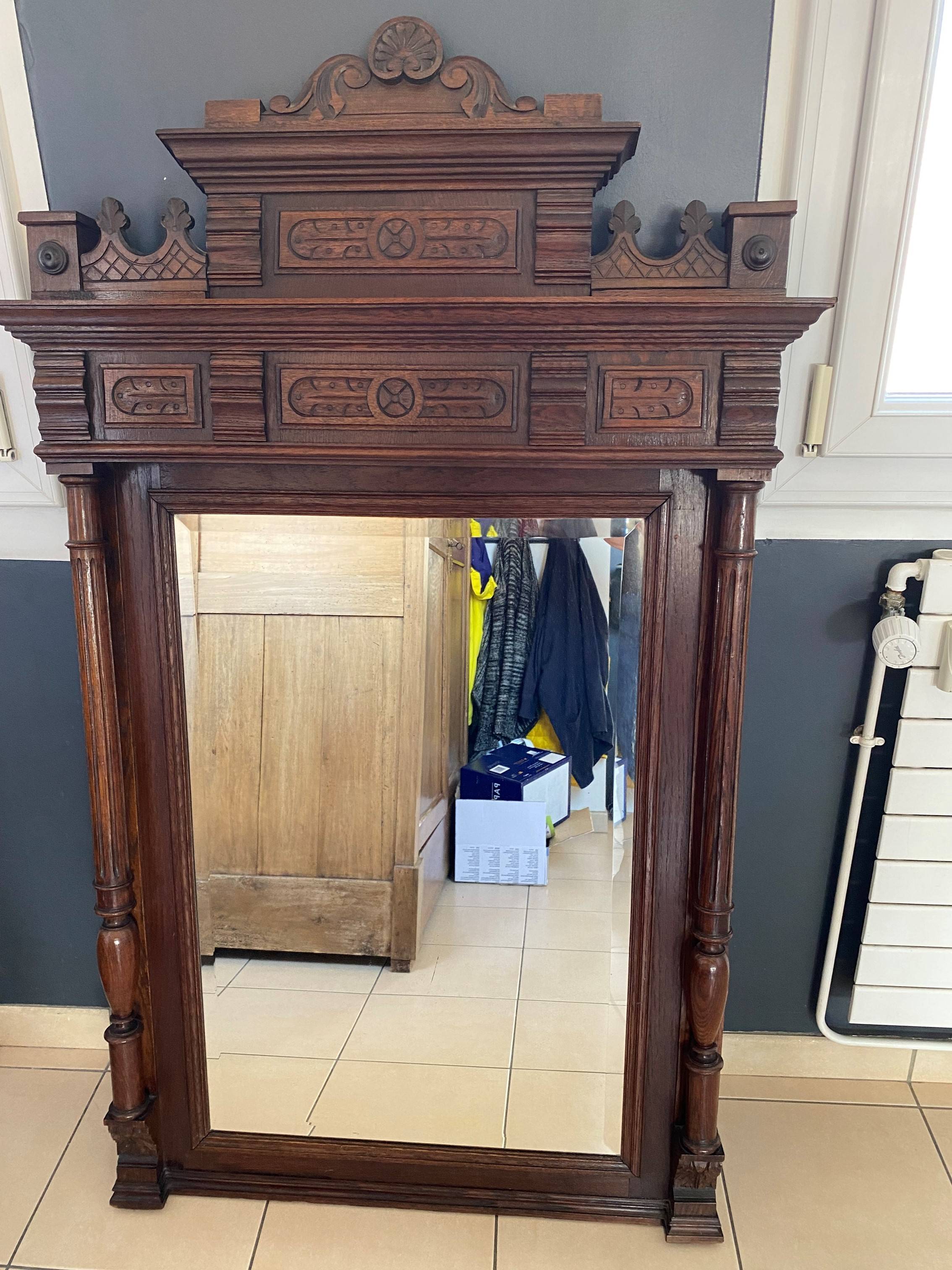 Miroir ancien en bois massif sur Gens de Confiance