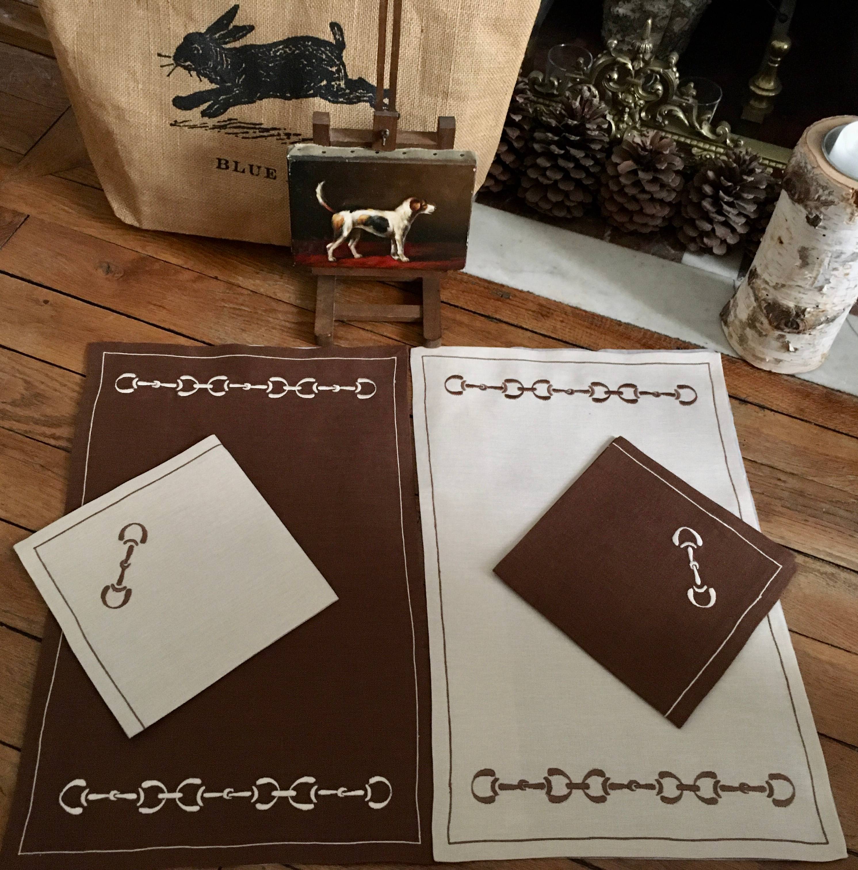 Napperons et serviettes de table lin chocolat/écru on Gens de Confiance