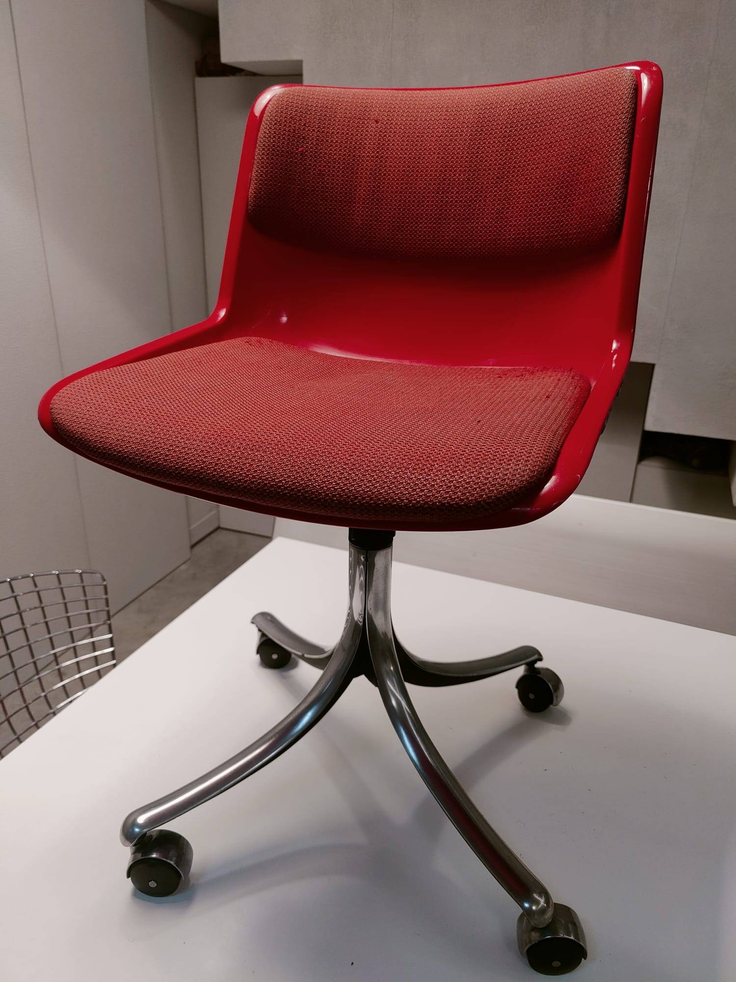 Osvaldo Borsani, Chaise Modus pour Tecno sur Gens de Confiance