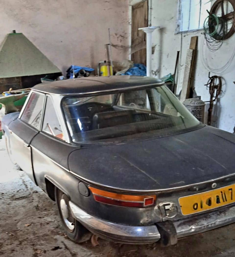 Panhard 24 CT - juillet 1964 sur Gens de Confiance