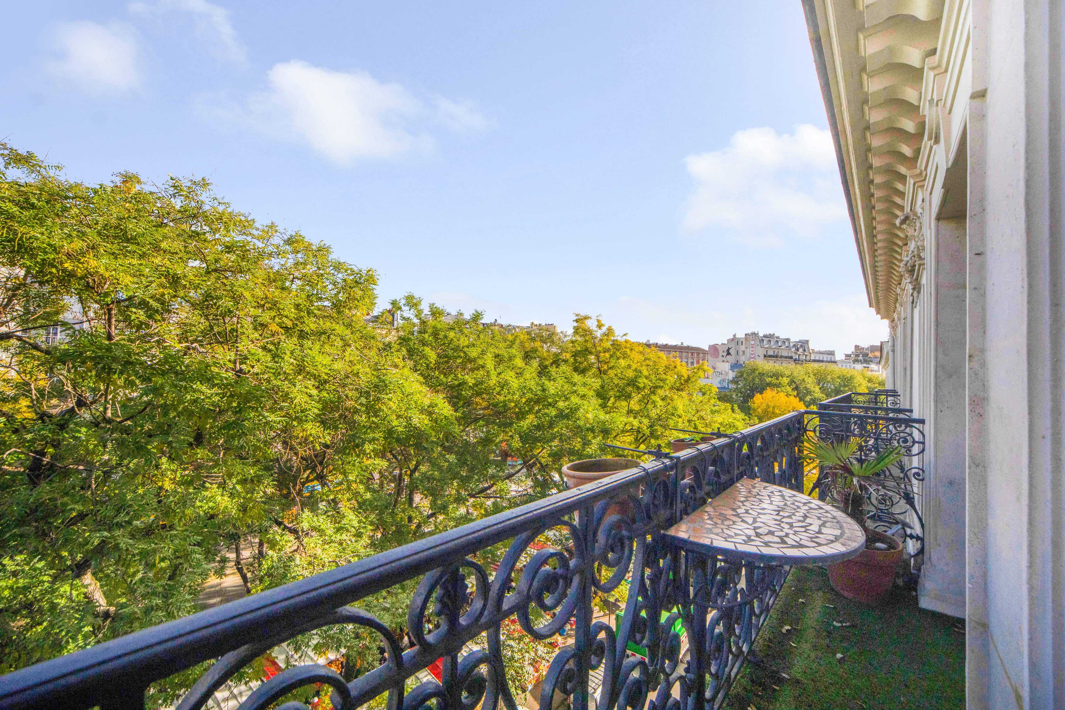 Vends Paris 11ème- 4P-Balcon-Traversant-Charme de l’ancien-Lumineux ...