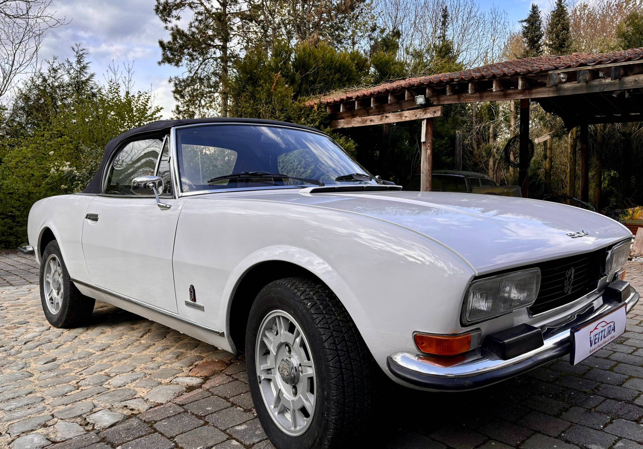 Peugeot 504 cabriolet de 1978 sur Gens de Confiance