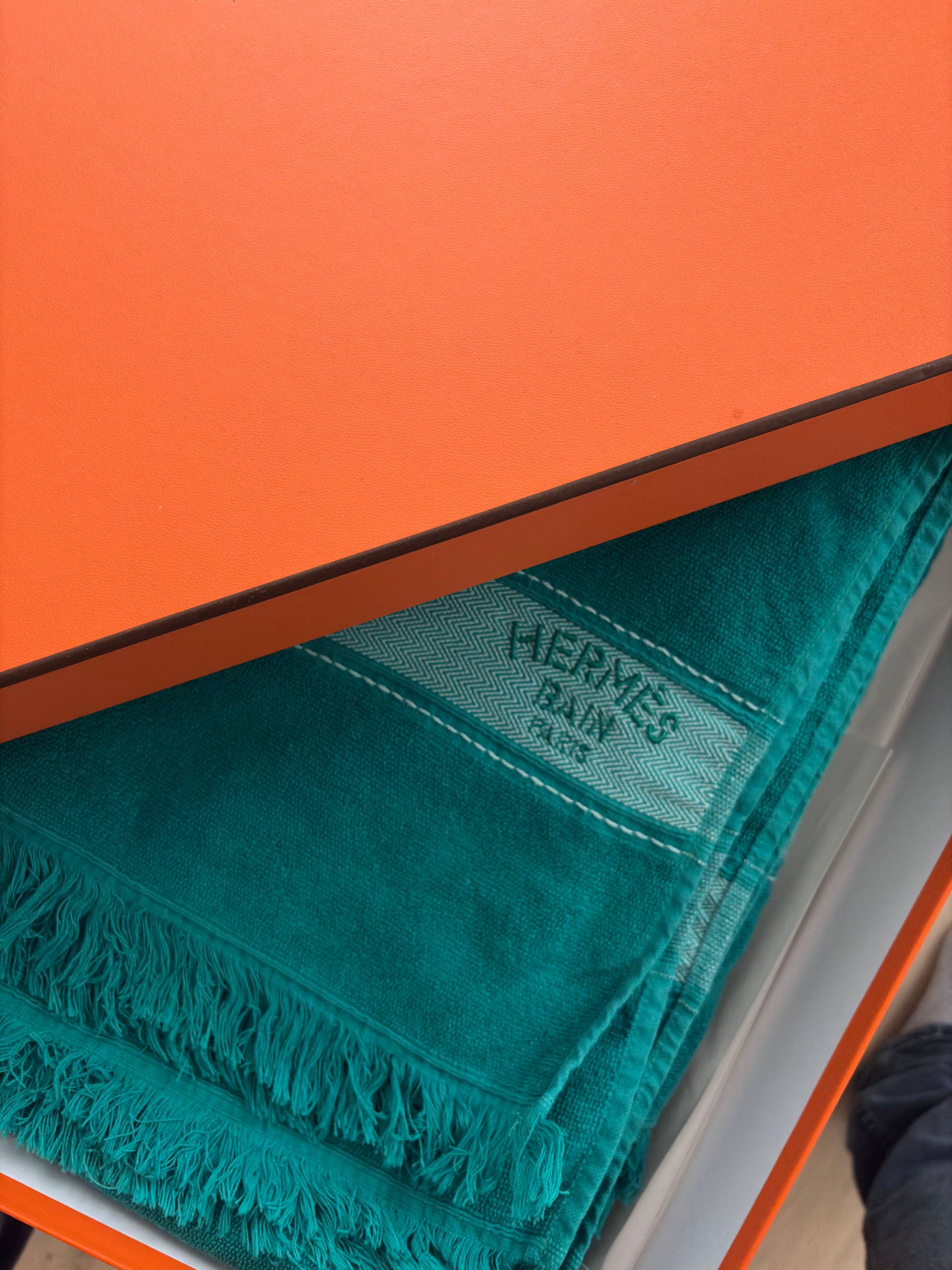 Drap de plage en éponge Hermès Yachting, grand modèle on Gens de Confiance