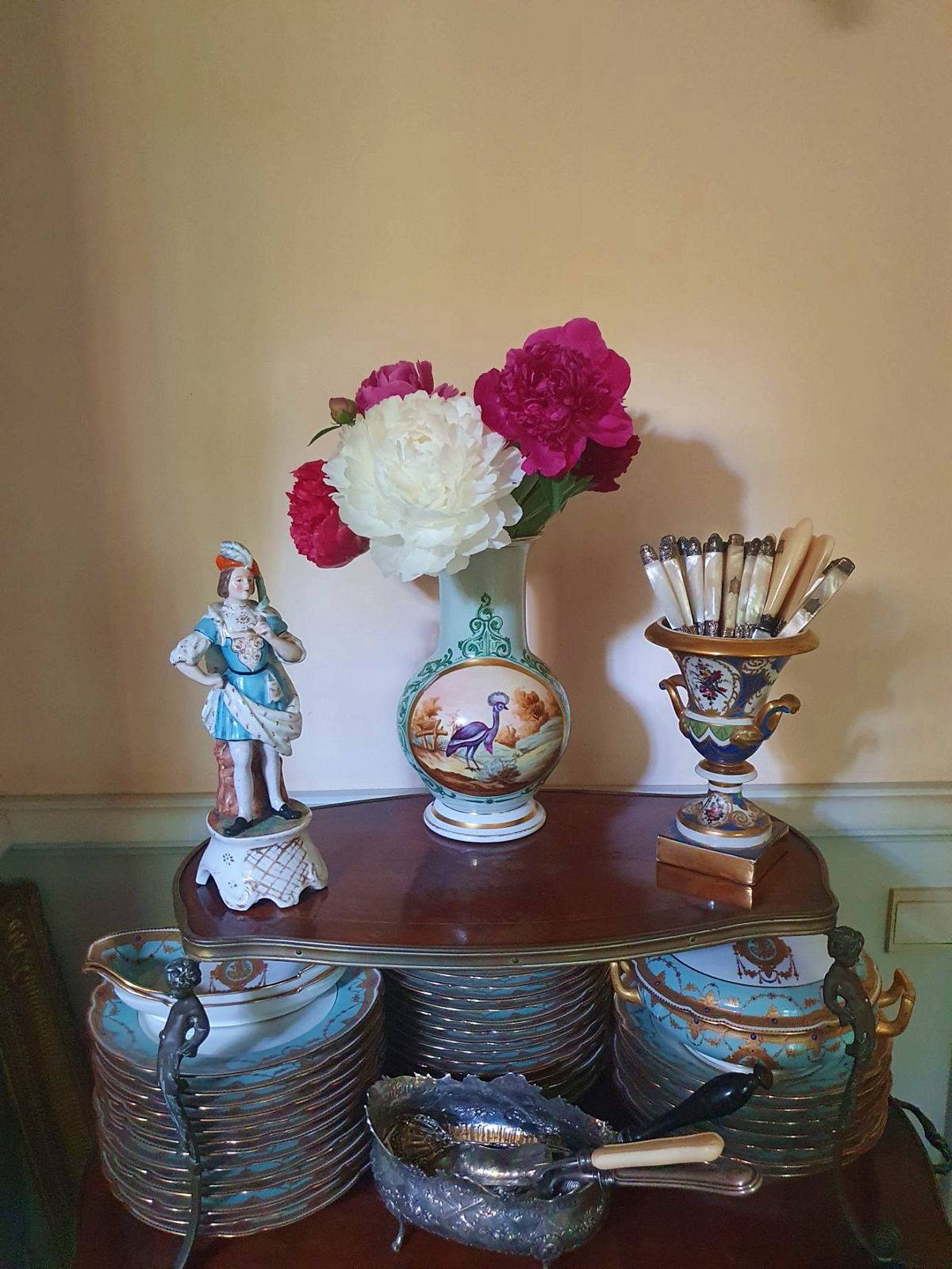 Vase En Porcelaine De Paris Xixème Sur Gens De Confiance