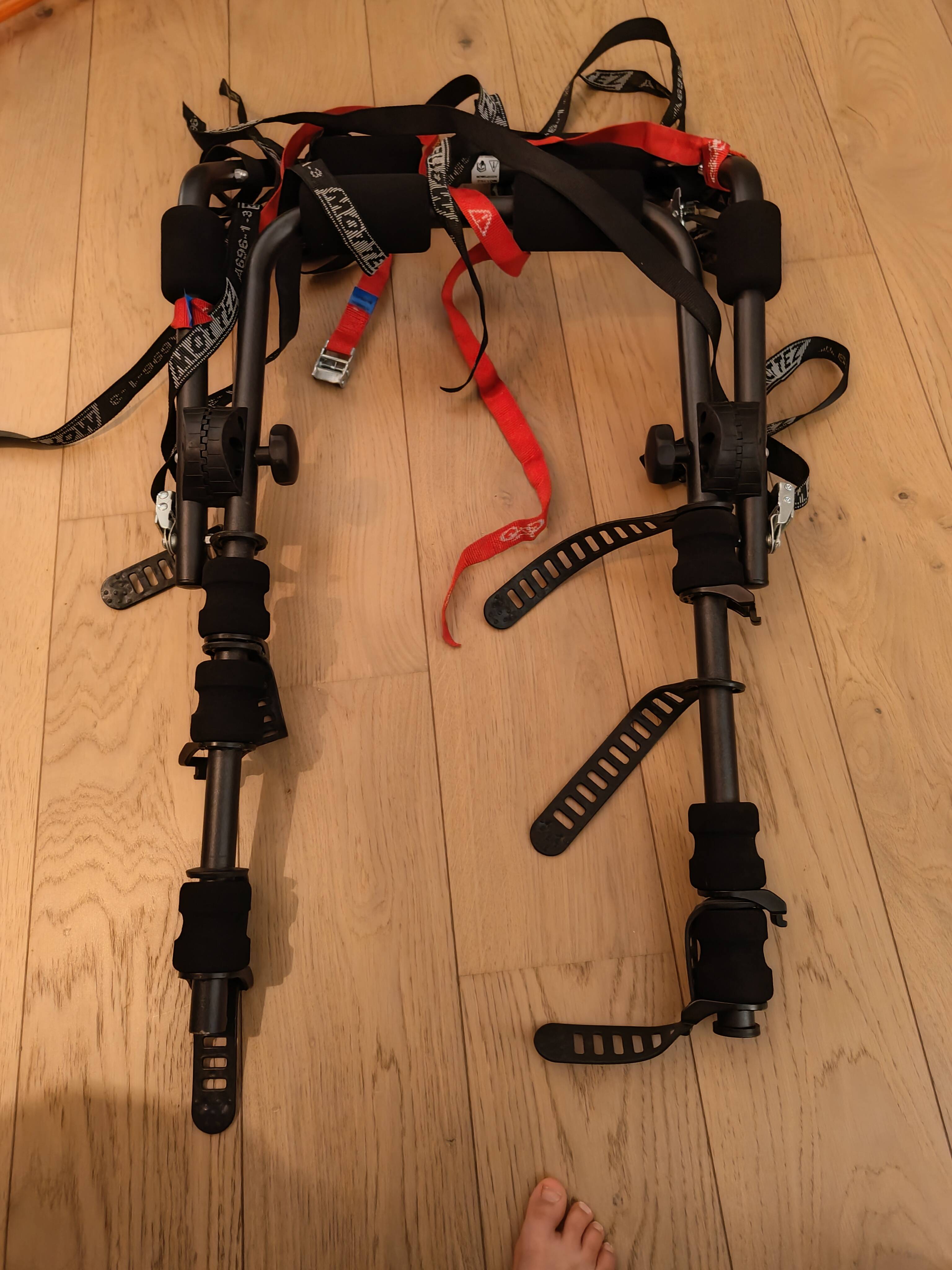 Porte-vélos de coffre suspendu Mottez pour 3 vélos on Gens de Confiance