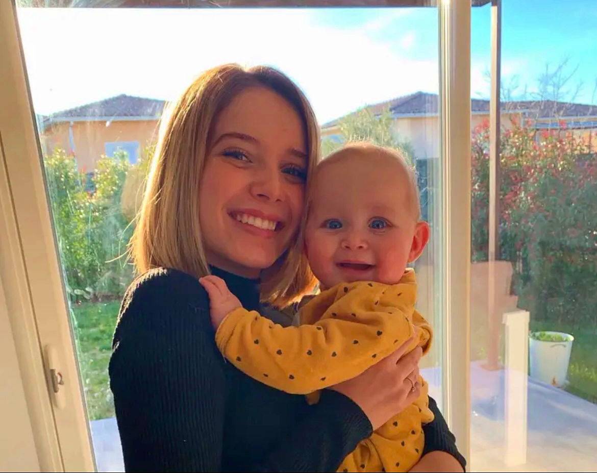 JF propose babysittings à Levallois-Perret et ses alentours on Gens de ...