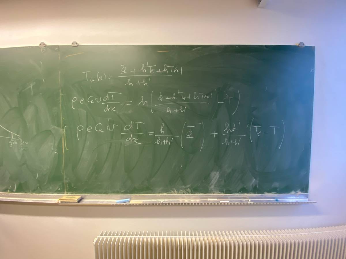 Propose cours particuliers de mathématiques et de physique-chimie sur Gens de Confiance