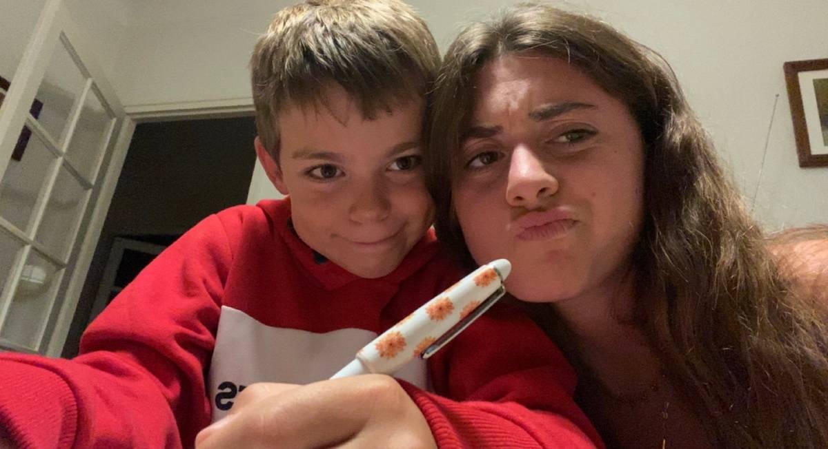 Propose baby-sitting au Cap Ferret mois de Juillet sur Gens de Confiance